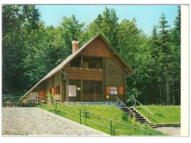LUKOV DOM ,putovala 1975.