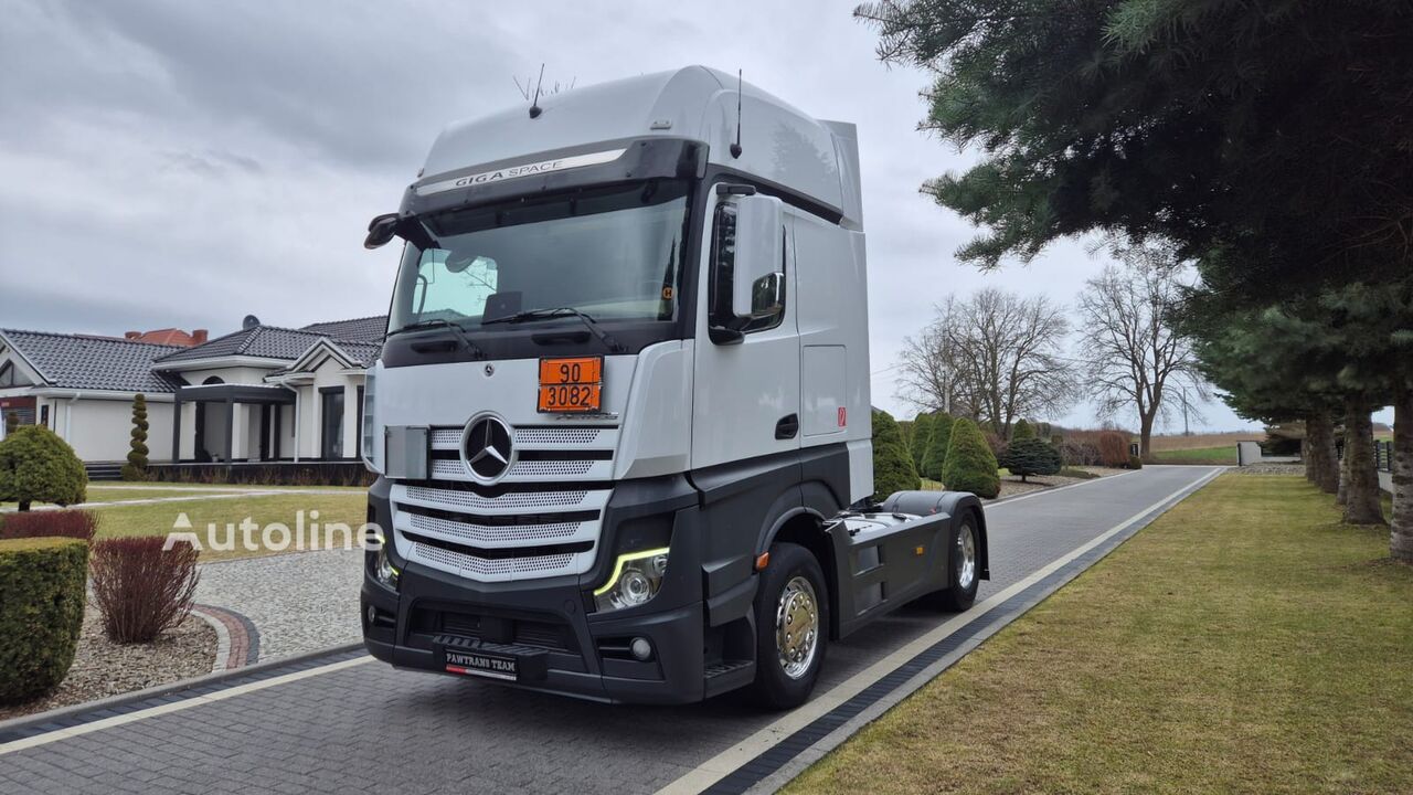 Mercedes-Benz Actros 1845 /// 2021 /// PEŁNY ADR /// SUPER STAN tegljač