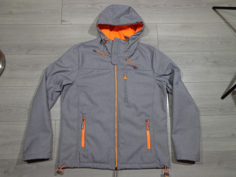 Orig. SUPERDRY muška SOFT SHELL jakna vel.XL