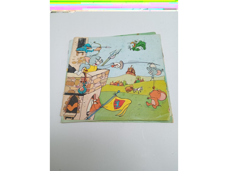 TOM I DZERI ALBUM SA SLICICAMA ZA VADJENJE