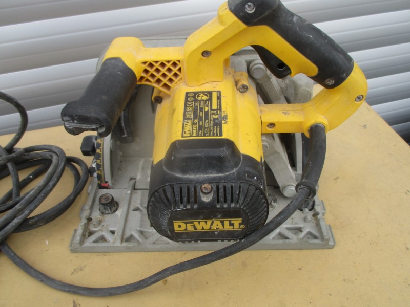 DEWALT DWS520 el.uranjajuci cirkular