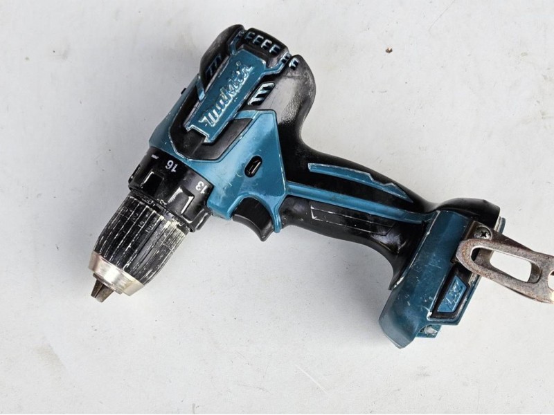 Makita DDF459 aku šrafilica BL 18V Li-Ion Japan