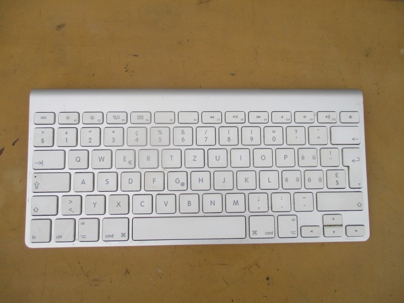 APPLE A1314 originalna bezicna tastatura br1-citaj opis