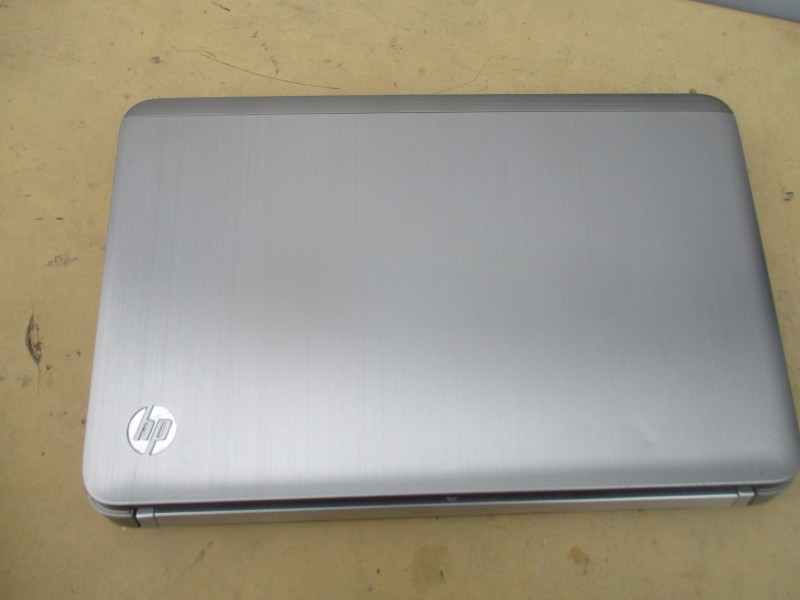 8.HP Pavilion dv6 prelep laptop sa i7-2670QM i 4GB-cita