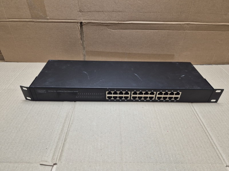 Digitus 24 Port Switch