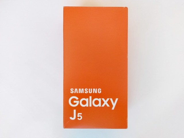 Samsung Galaxy J5 - kutija za mobilni telefon