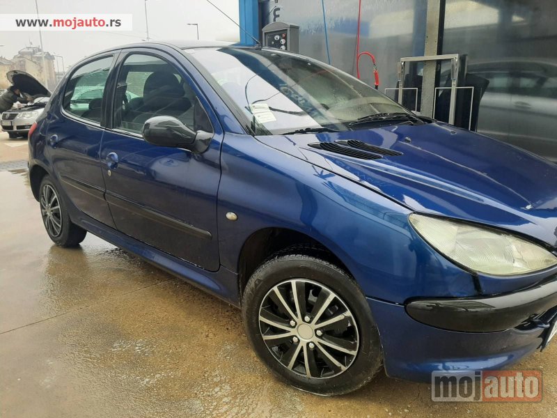 Peugeot 206 5vr. 1.1b-9.2026