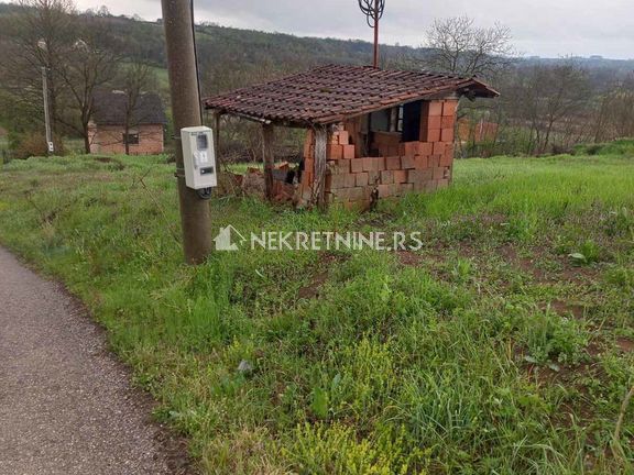 Barajevo-Šiljakovac 92 ara, struja na placu, asvalt,uknjižen