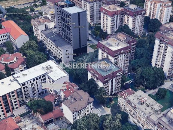 Garažno mesto, Dorćol, Cara Uroša