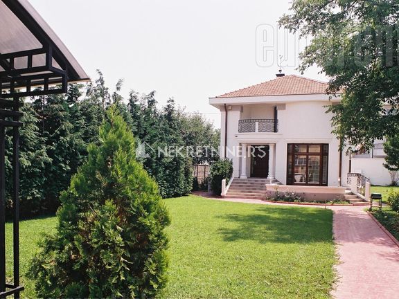#9796, Izdavanje, Kuća, VOŽDOVAC, 4500 EUR