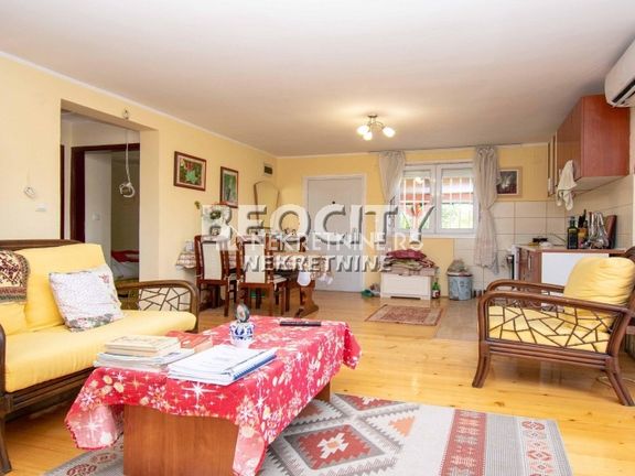 Barajevo, Glumčevo brdo, Ivana Cankara, 4.5, 153m2, 139000EUR