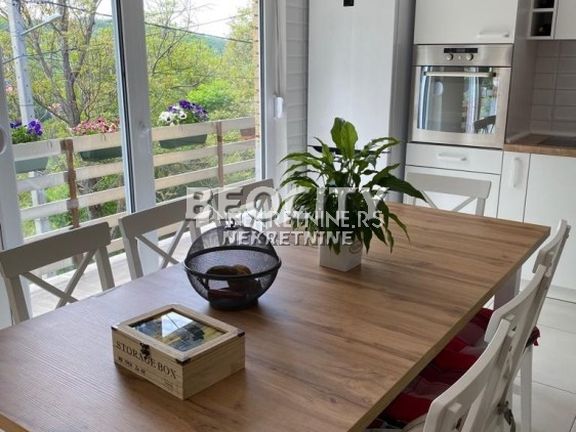 Novi Sad, Rakovac, , 4.0, 150m2, 160000EUR