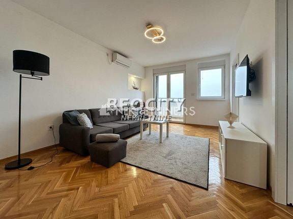 Vračar, Kalenić pijaca, , 2.0, 40m2, 700EUR