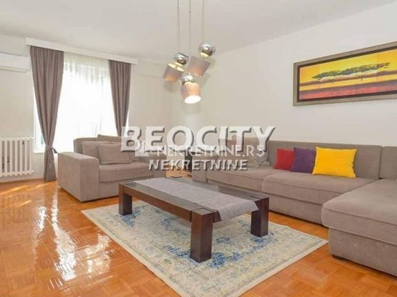 Novi Beograd, Bežanijska kosa 2, Ljubinke Bobić, 3.0, 70m2, 700EUR