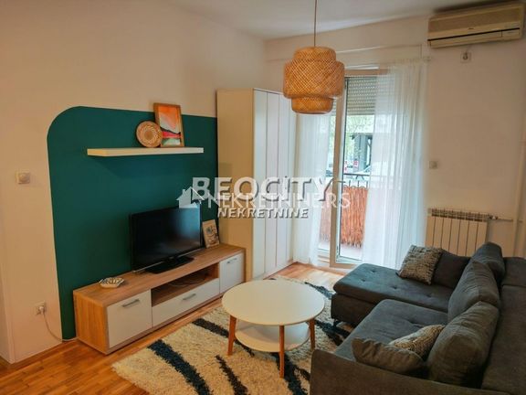 Palilula, Botanička bašta, Vojvode Dobrnjca, 2.0, 40m2, 700EUR