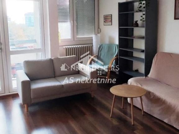Novi Beograd, Blok 23, 3.0 stan, 70m2, 800 EUR