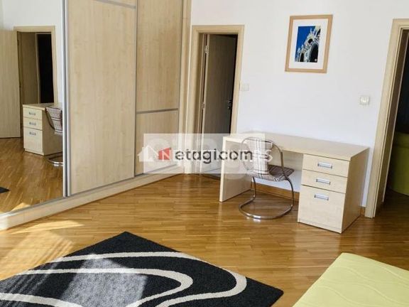 Tašmajdan, troiposoban stan 92m²