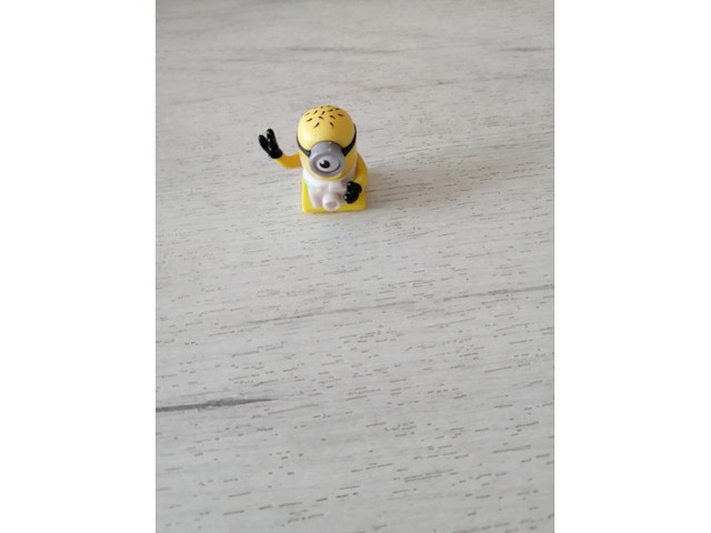 Kinder - Jednooki Minions EN554