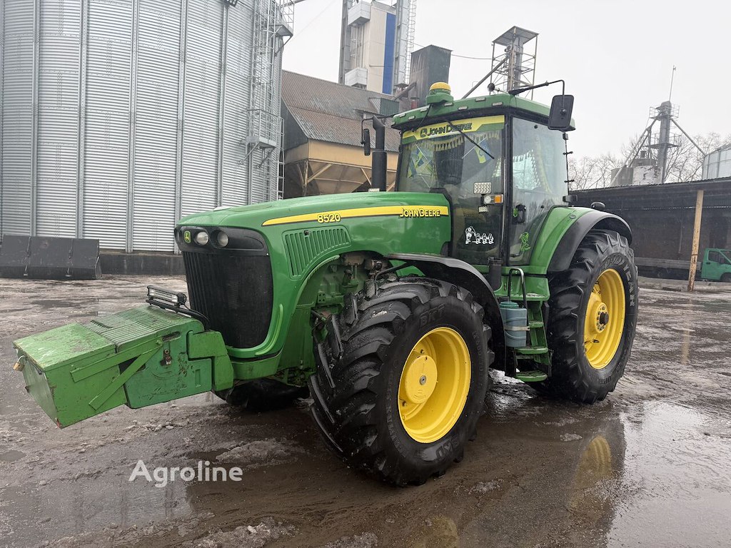 John Deere 8520 traktor točkaš