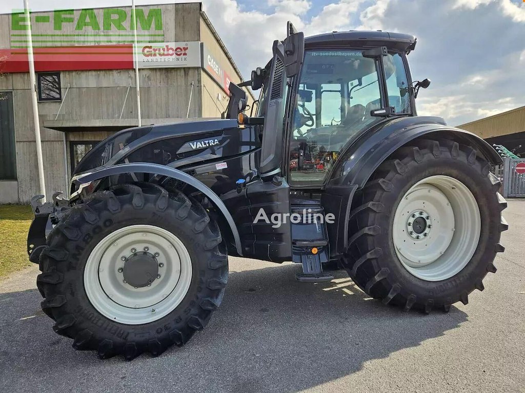 Valtra t 175e d traktor točkaš