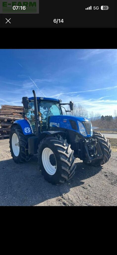 New Holland t7.220 auto command traktor točkaš
