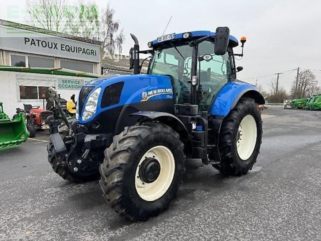 New Holland t7.185 traktor točkaš