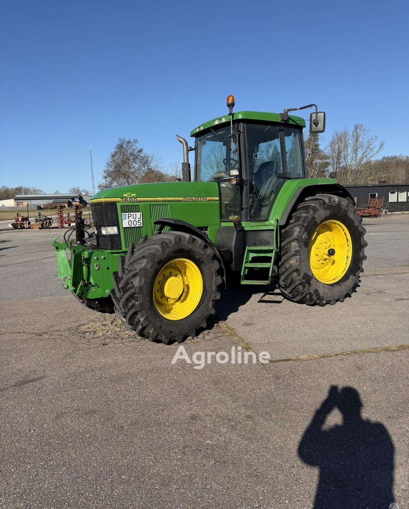 John Deere 7600 traktor točkaš