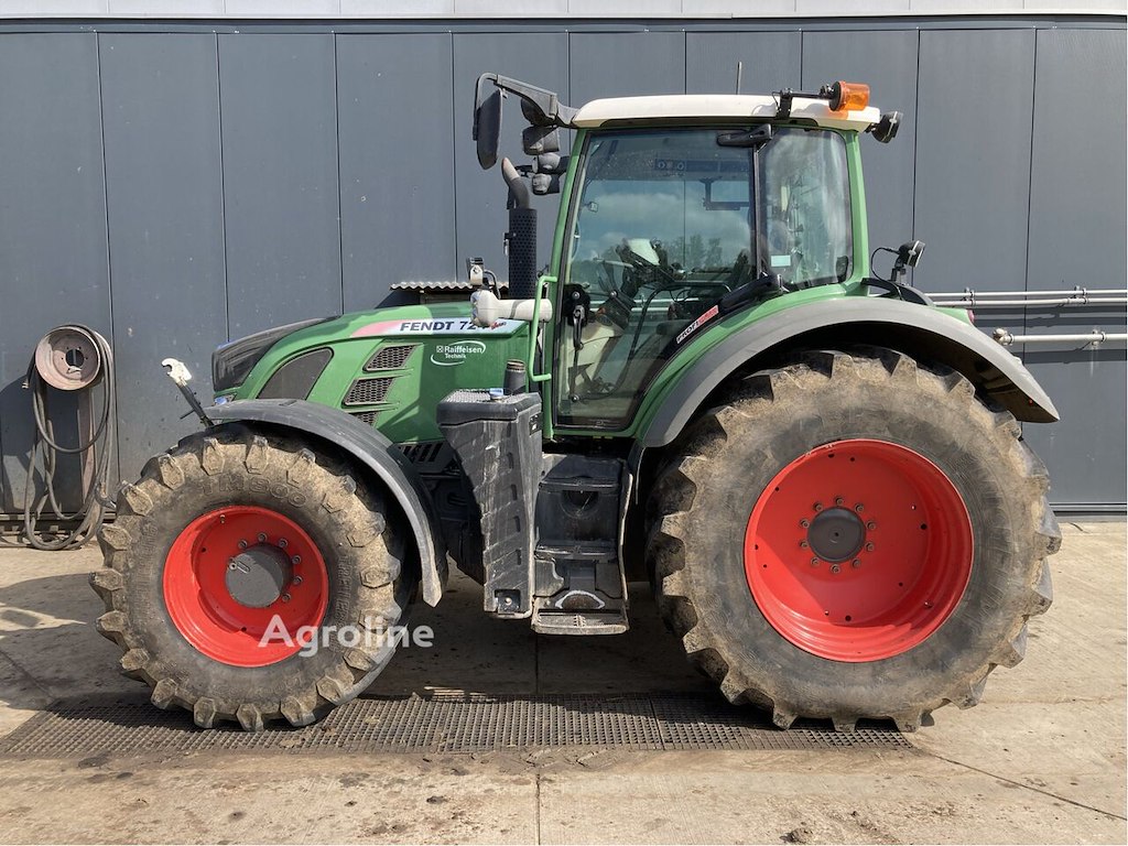 Fendt 724 Vario SCR traktor točkaš