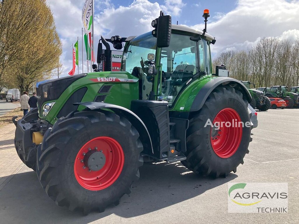 Fendt 724 VARIO GEN-6 traktor točkaš