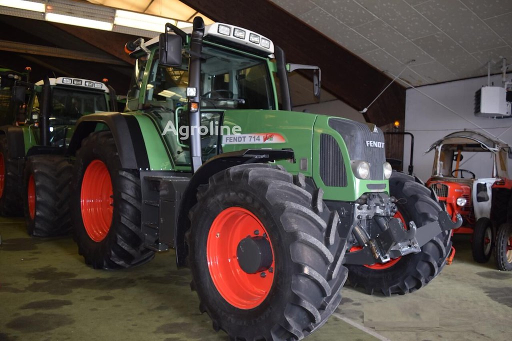 Fendt 714 Vario TMS traktor točkaš