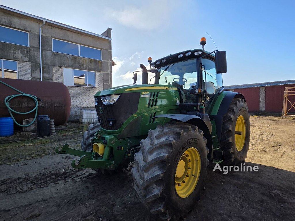John Deere 6215R traktor točkaš
