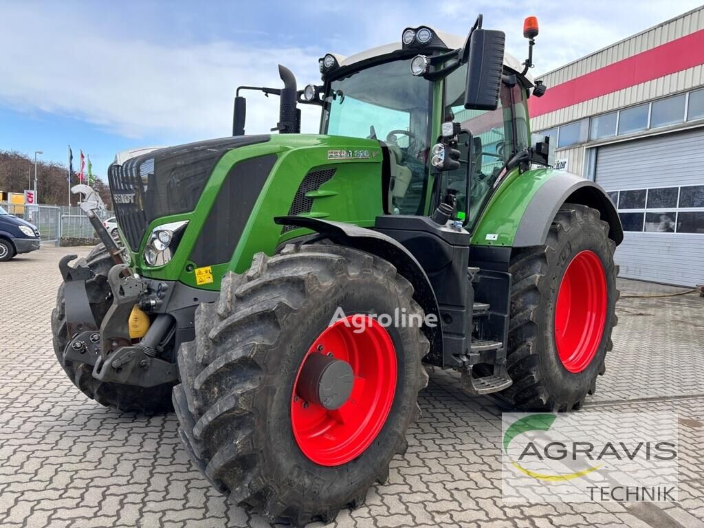 Fendt 828 Vario S4 traktor točkaš