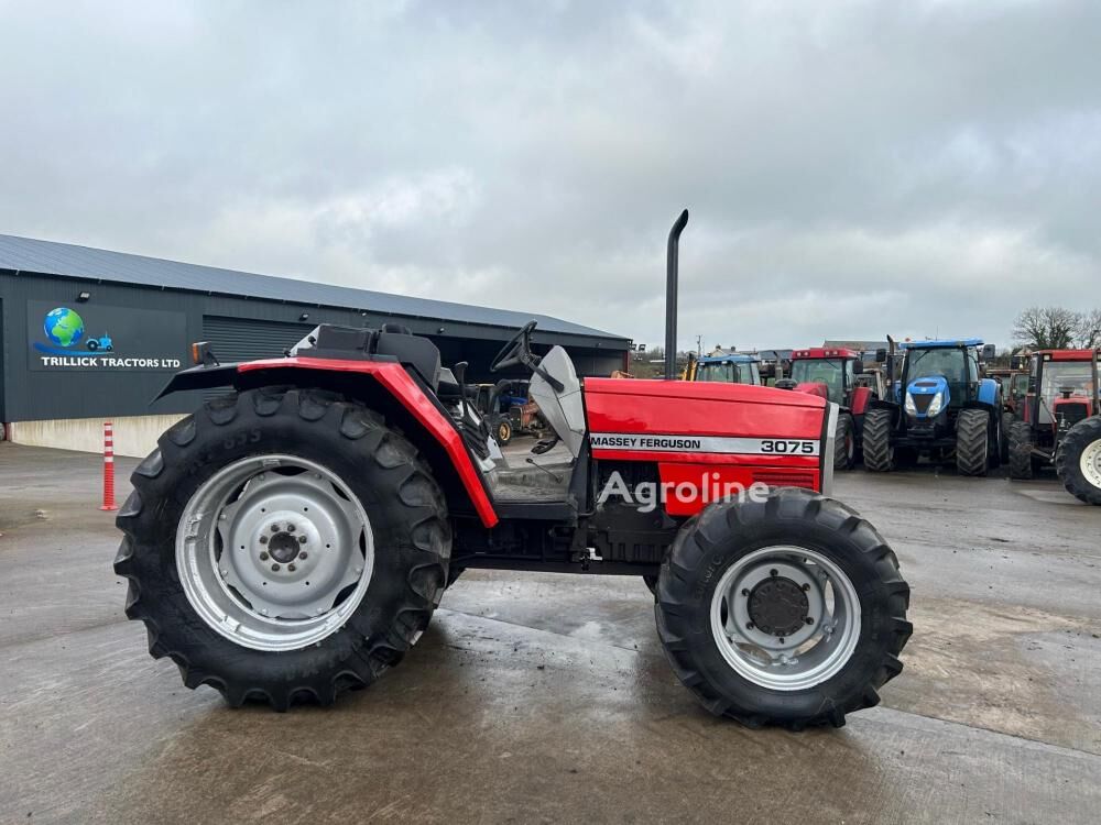 Massey Ferguson 3075 4x4 mini traktor