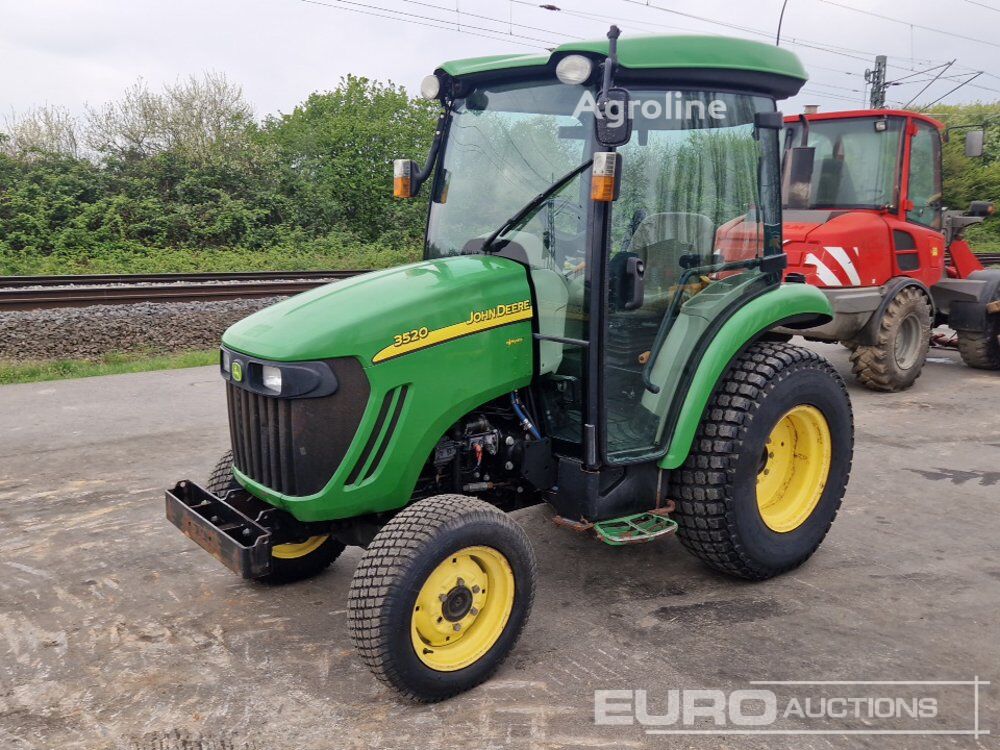 Prodaje se John Deere 3520 mini traktor na aukciji