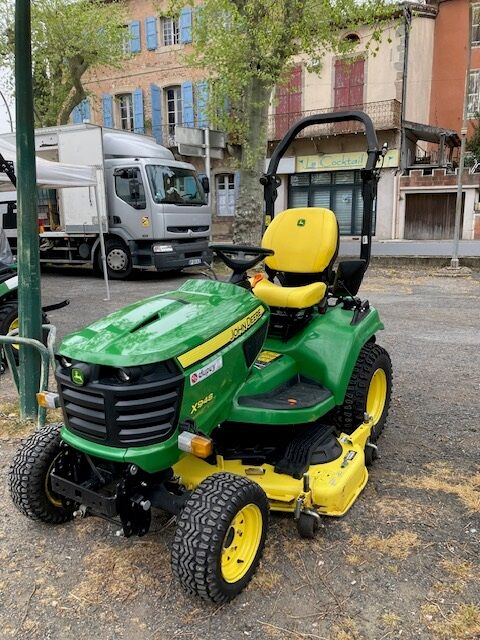 John Deere X948 mototraktor