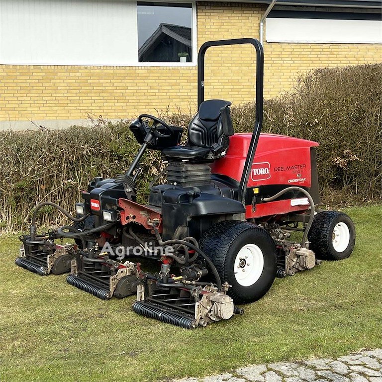 Prodaje se Toro 5010 H Crosstrax traktor kosilica na aukciji