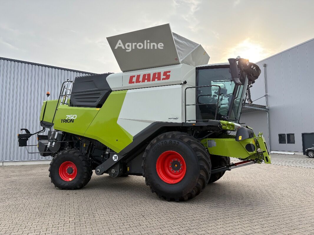 Claas TRION 750 kombajn za žito