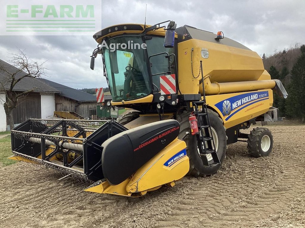 New Holland tc 5070 kombajn za žito