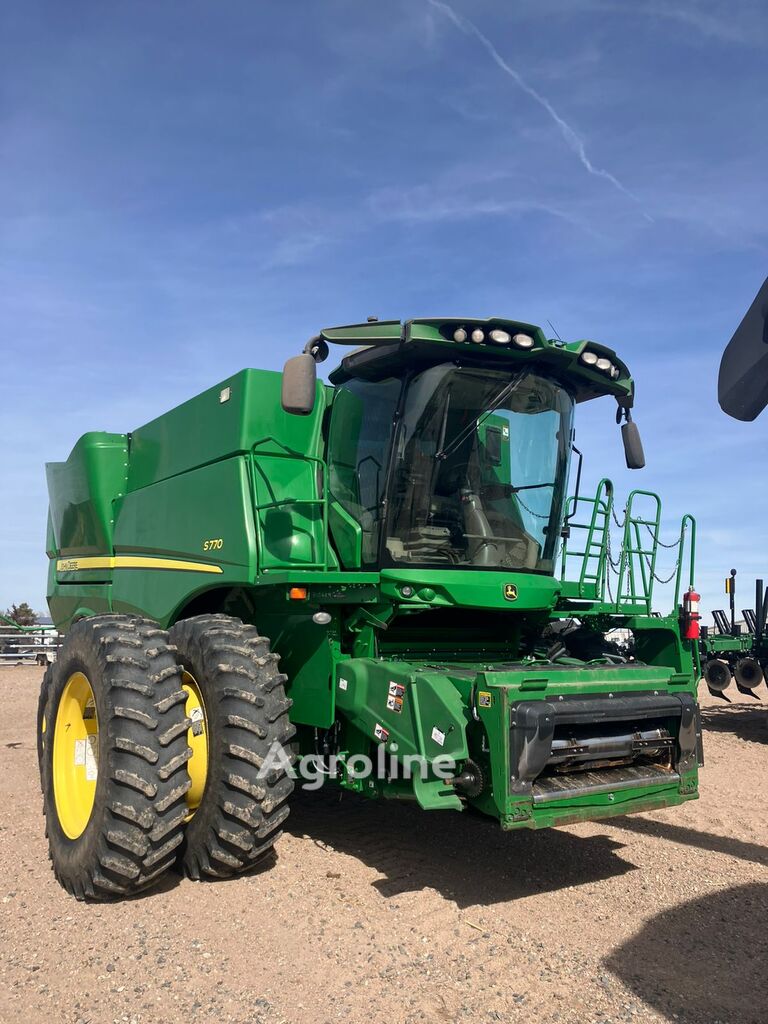 John Deere S770 kombajn za žito