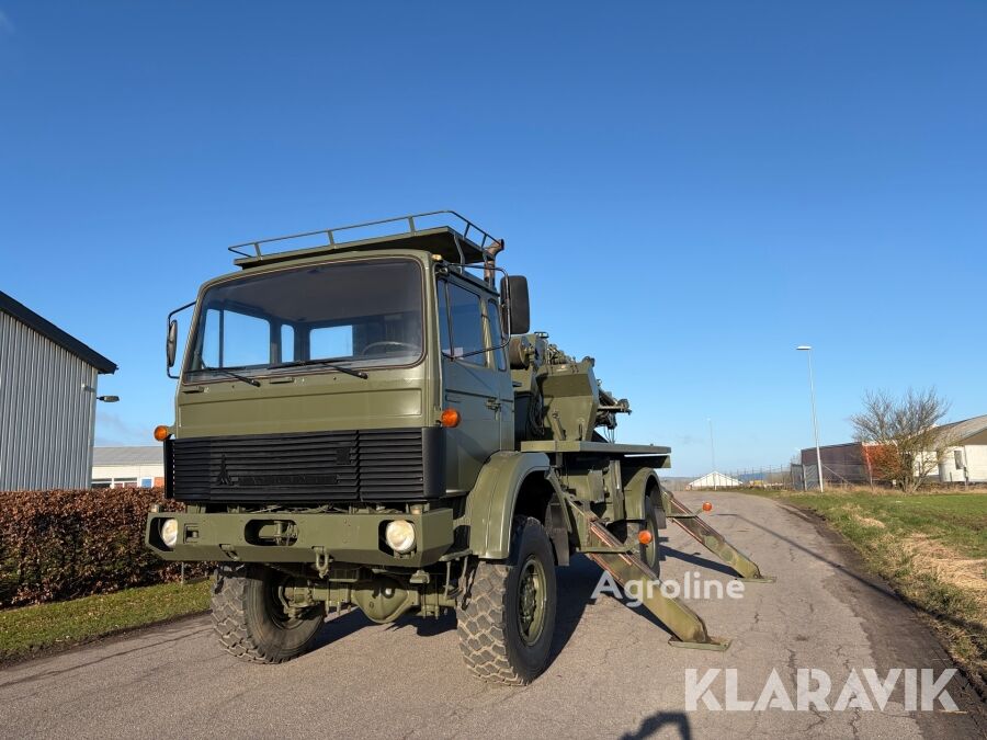 Prodaje se Magirus 168 4x4 Kranbil krmni kombajn na aukciji