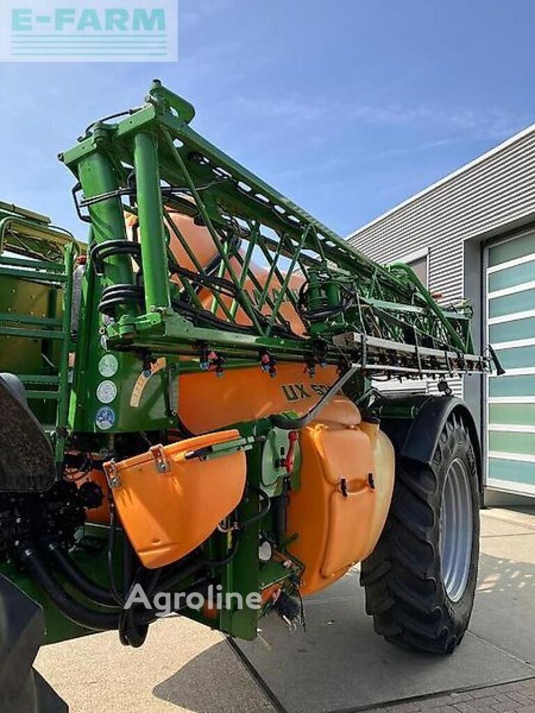Amazone ux 5200-40-3 vučena prskalica