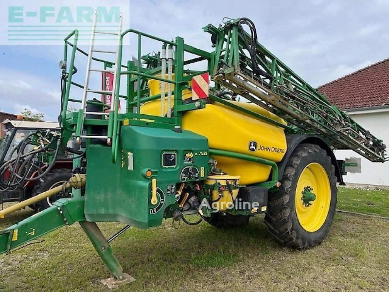 John Deere m952i vučena prskalica