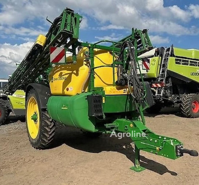 John Deere R740i vučena prskalica