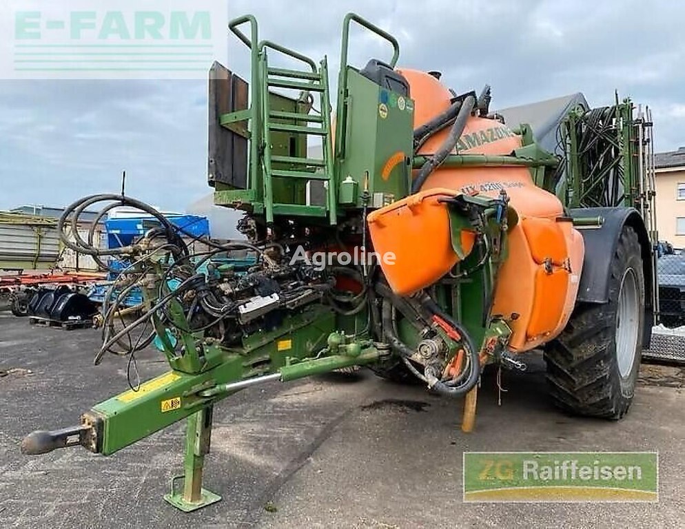 Amazone ux4200 super vučena prskalica