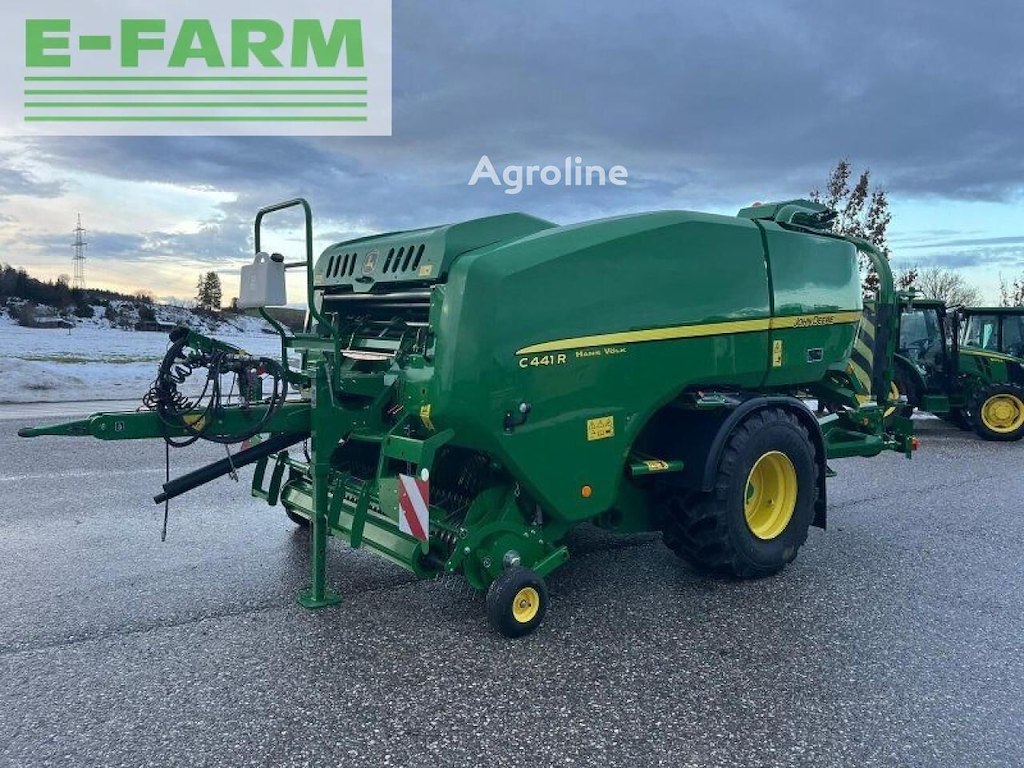 John Deere c441r balirka za okrugle bale