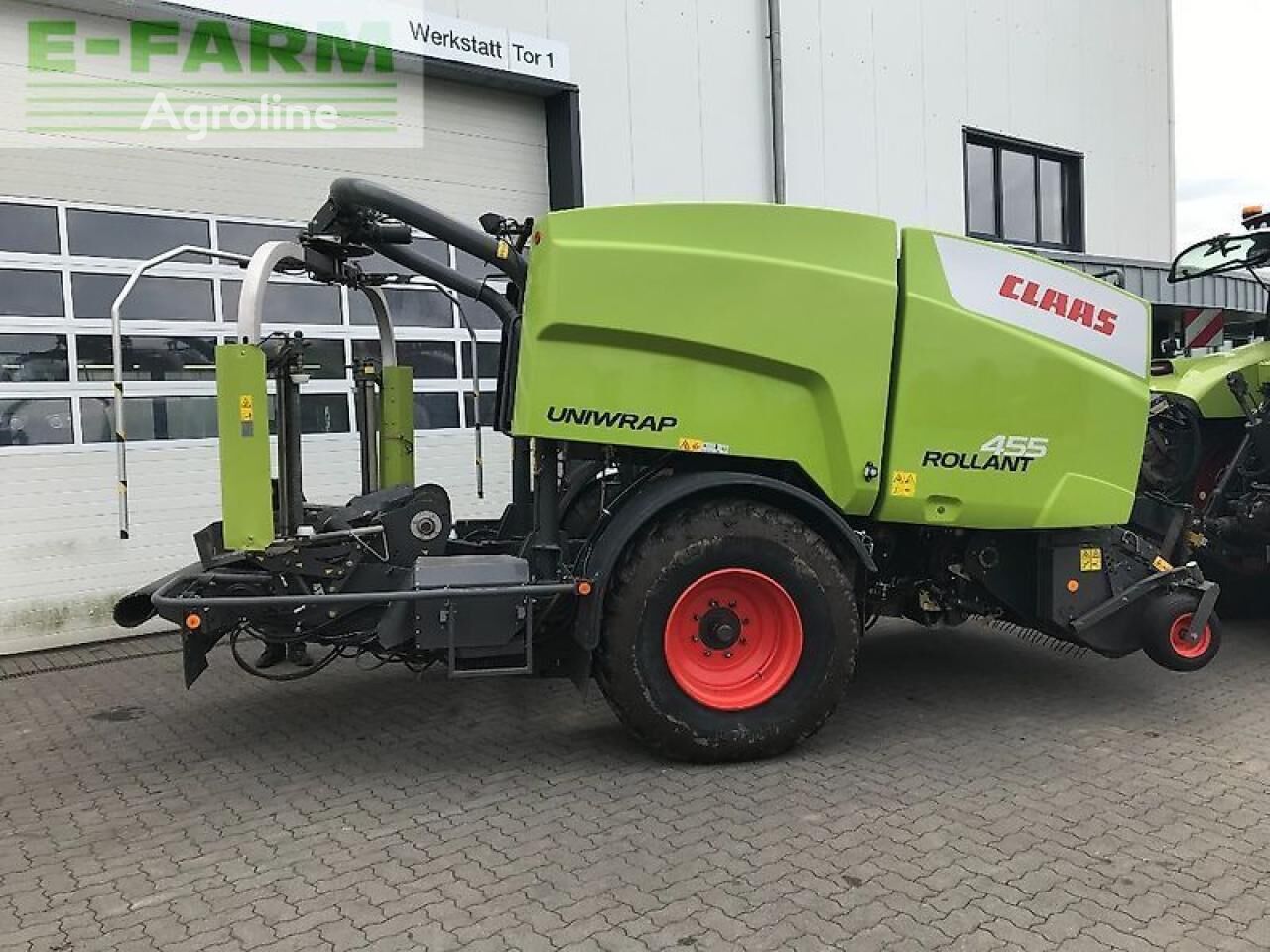 Claas rollant uniwrap 455 balirka za okrugle bale