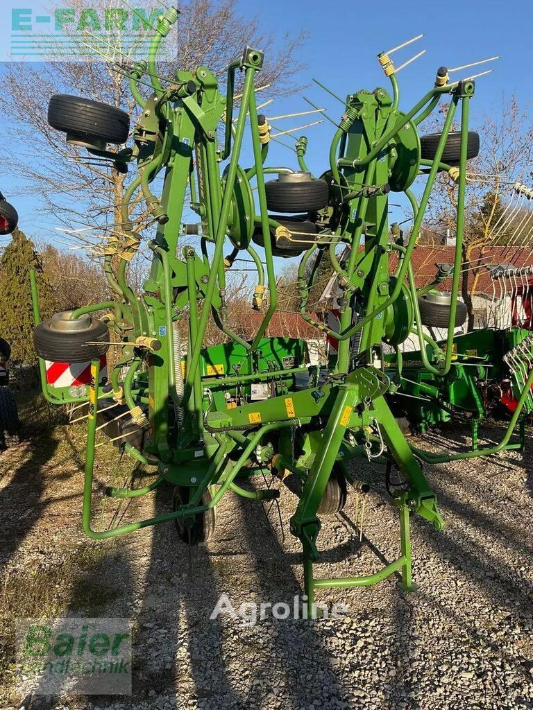 Krone kw 8.82/8 prevrtač sena