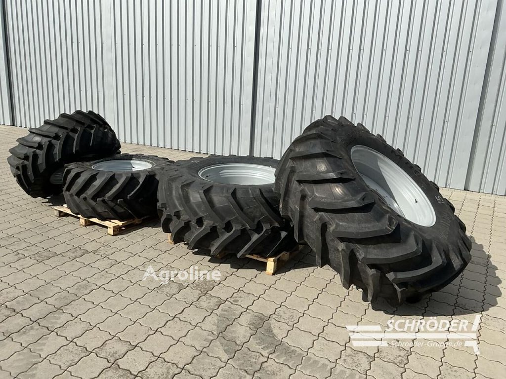 Novi Trelleborg 710/70 R38 točak