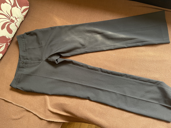 Crne poslovne pantalone