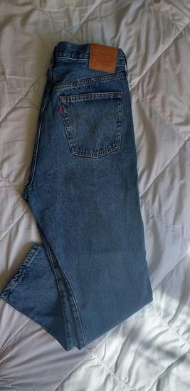 Levis farmerke nov model W30 L28